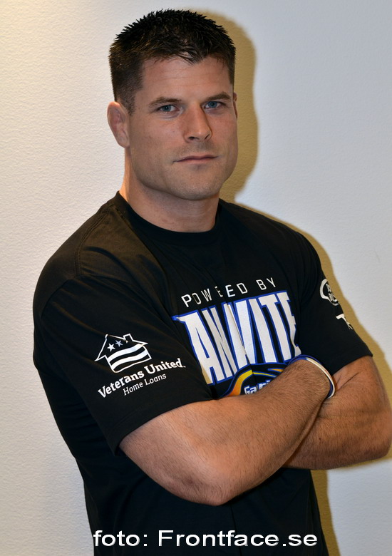 UFC = Ultimate Fighting Championships | Frontface