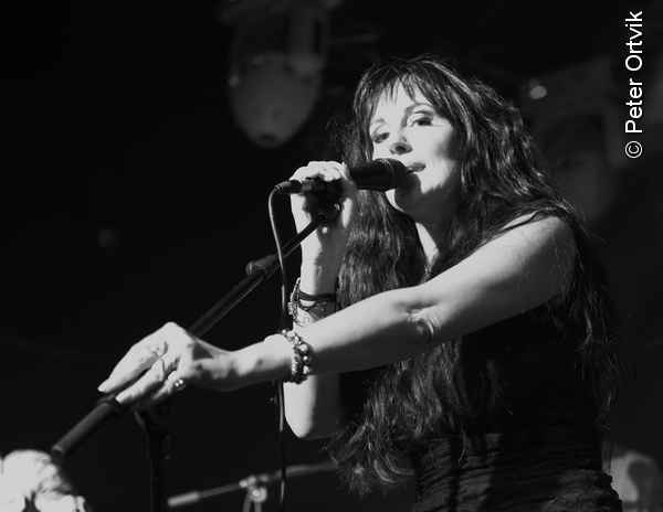 Martina Edoff Live i samband med relrease av självbetitlat album ...