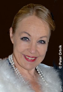 -När Tomten Tänder Till: Frontface testar ”Love♥Toys” för tjejer…och ...